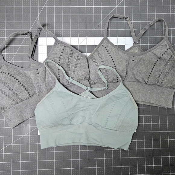 Pro-Fit | Intimates & Sleepwear | Profit Sports Bras Small Mint Green ...